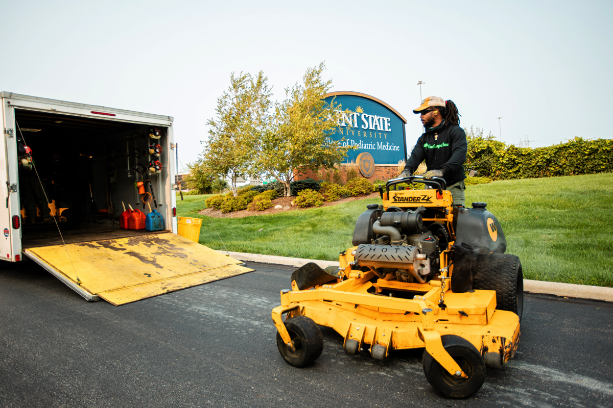 9 Important Landscape Maintenance Services for Schools and Colleges
